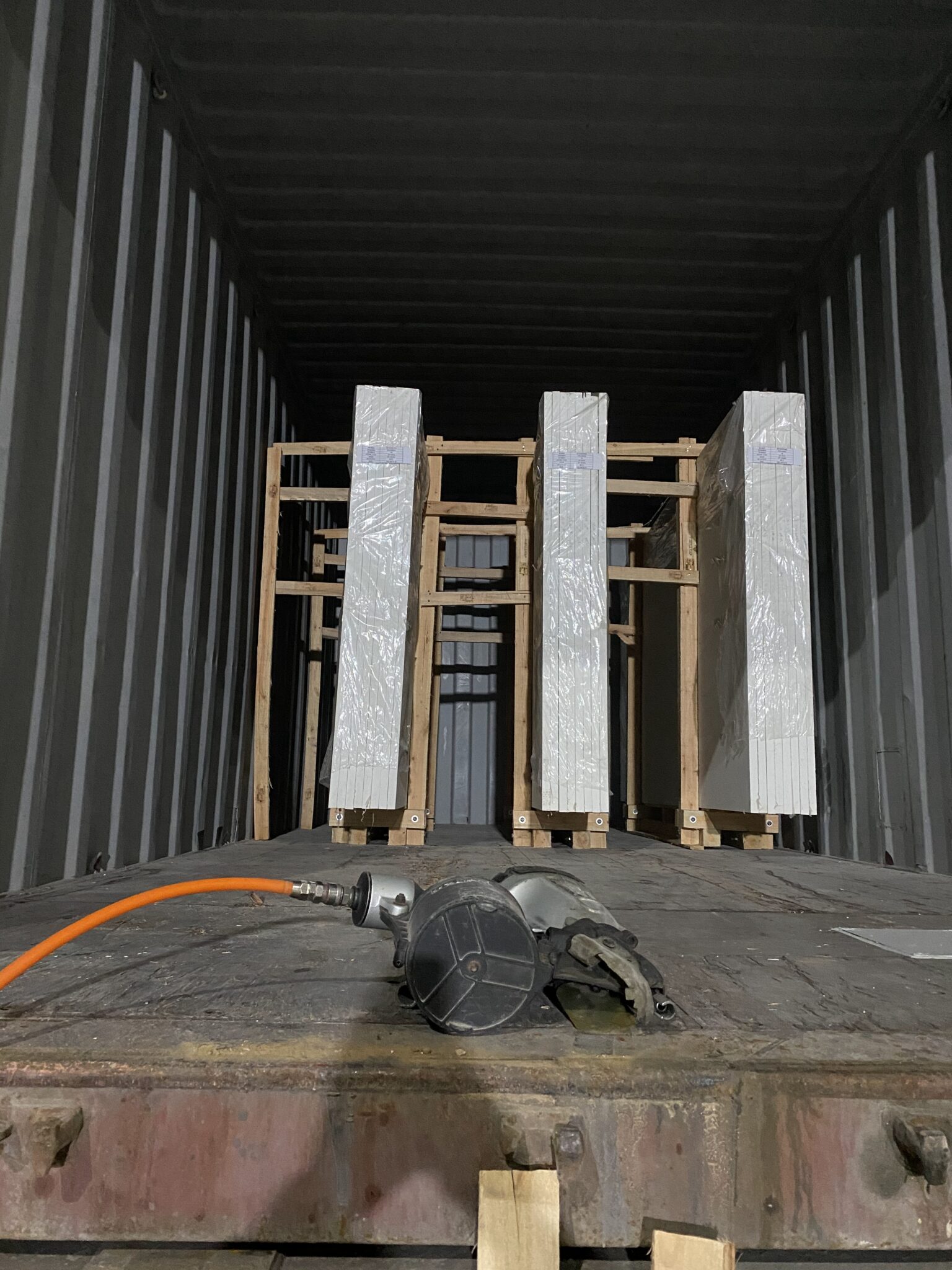 how-to-load-granite-and-marble-big-slabs - XIAMEN HONGYUE STONE ...